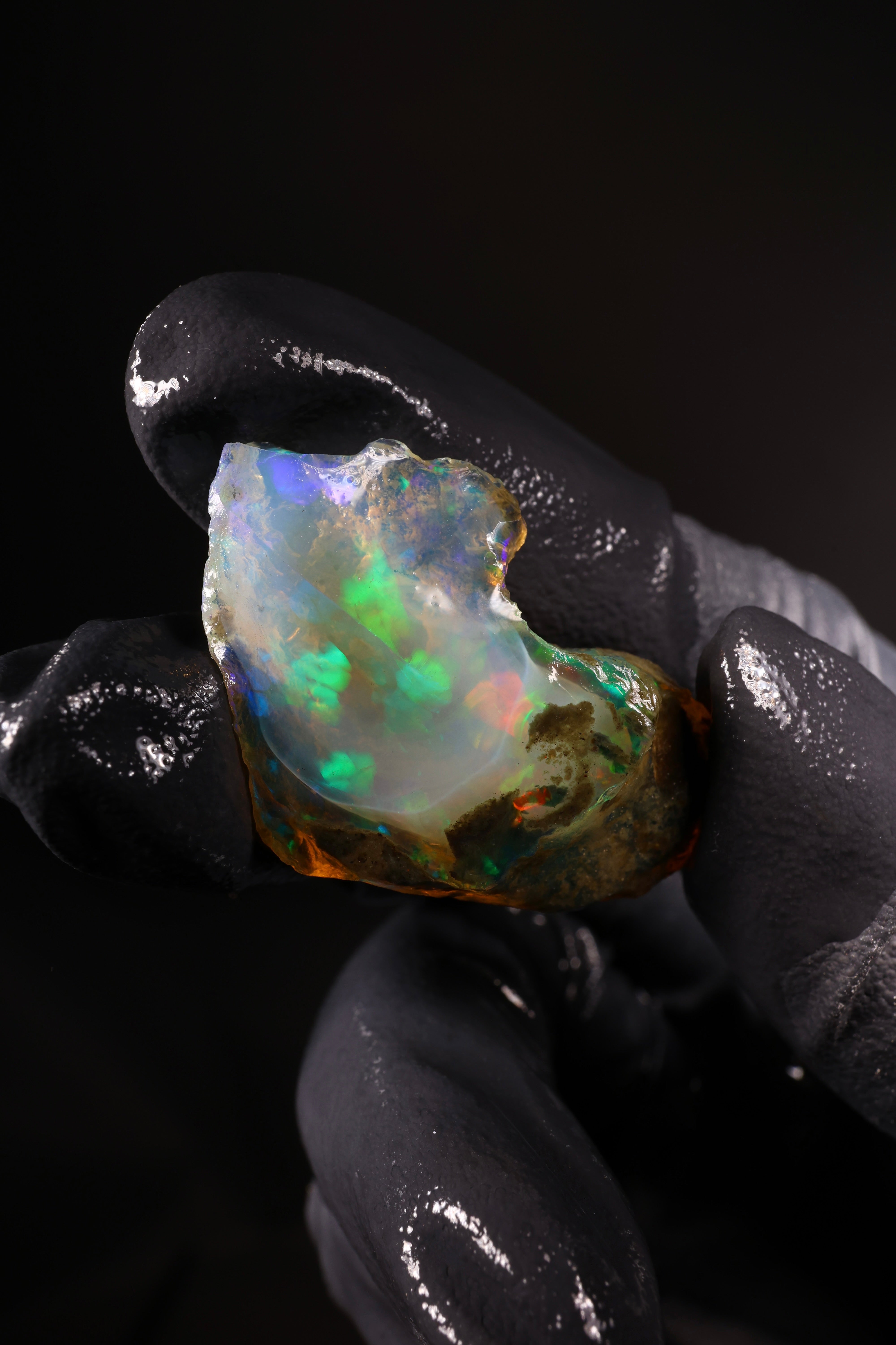 6.88g Rough Specimen – The Opal Trove