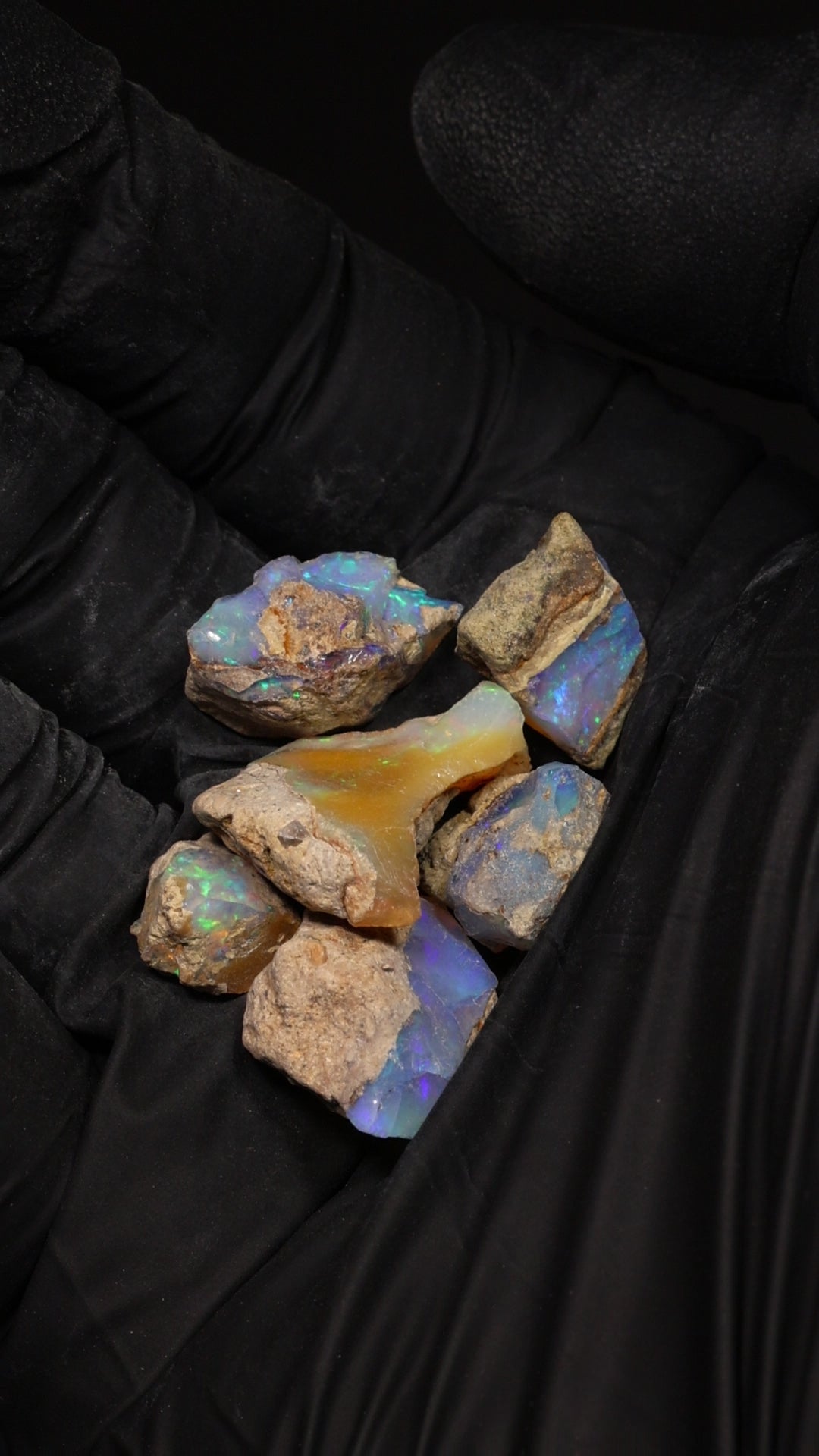 8.0g Rough JG Parcel – The Opal Trove